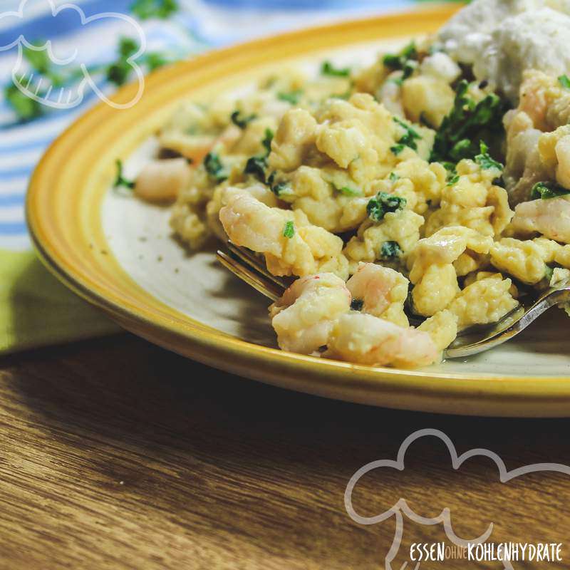 Rührei mit Garnelen - Essen ohne Kohlenhydrate